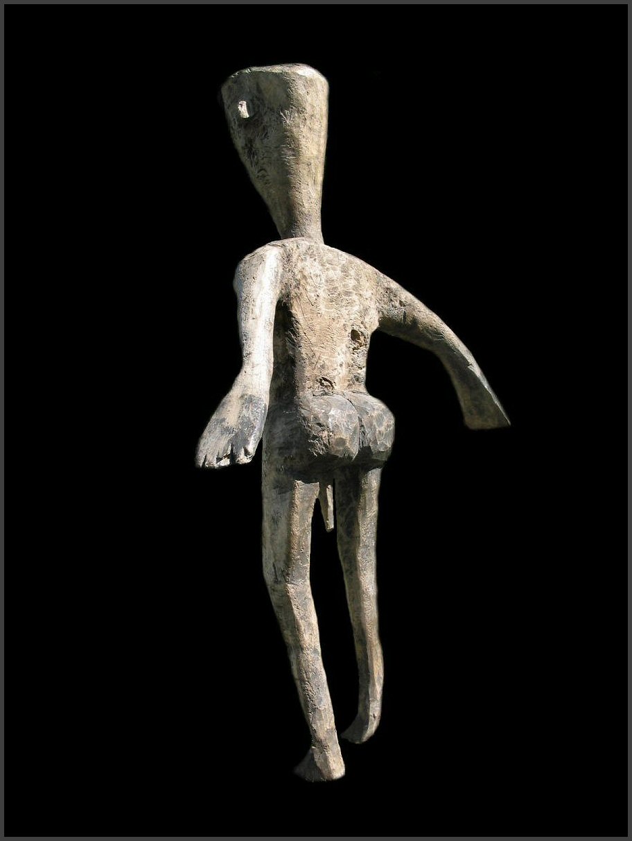 Sukuma figure from Tanzania - RAND AFRICAN ART