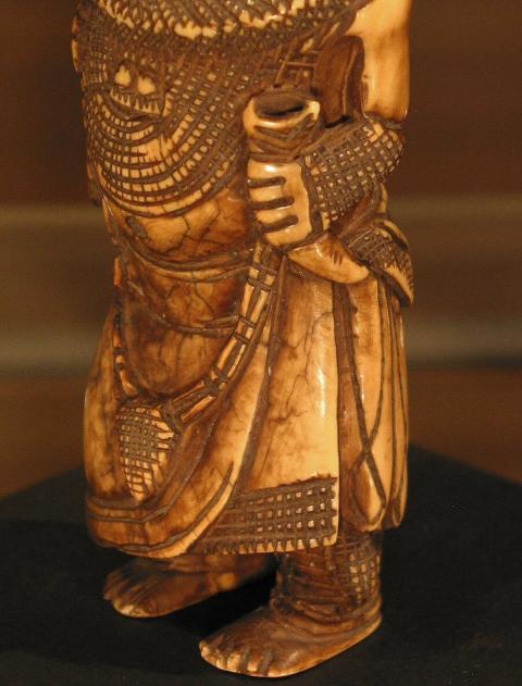 Benin ivory figure - RAND AFRICAN ART